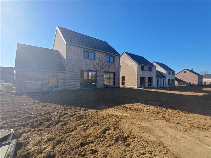 35 MAISONS à vendre Ciplet (4260)