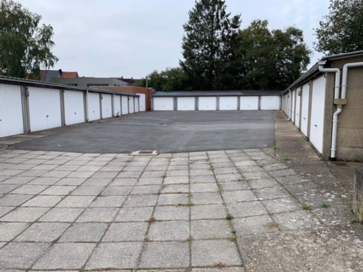 Afgesloten garage te huur in Gent - € 105/maand - Immoweb