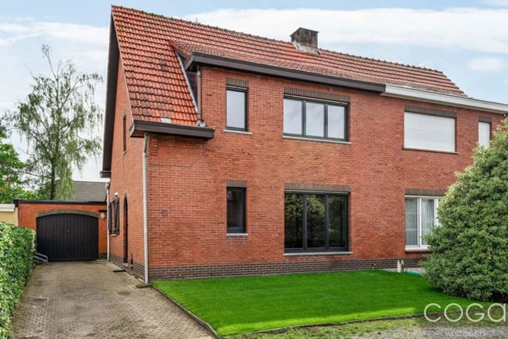 Maison à vendre à Sint-Job-in-'t-Goor - 449 000 € - 2 chambres - 172m² ...