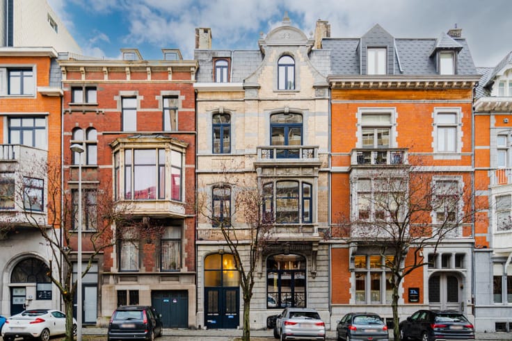 Studio te huur in Liège - € 450 (+ € 175) - 14 slaapkamers - 510m² ...