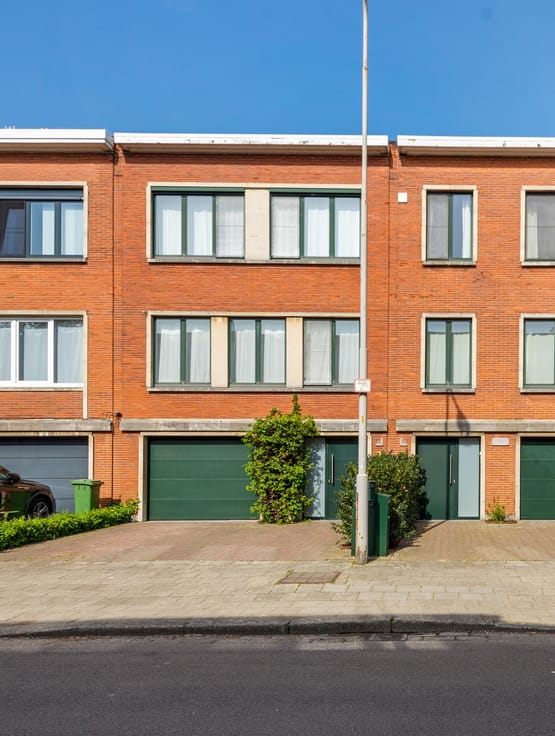 Huis te huur in Antwerp - € 1.250 (+ € 30) - 2 slaapkamers - 145m² ...