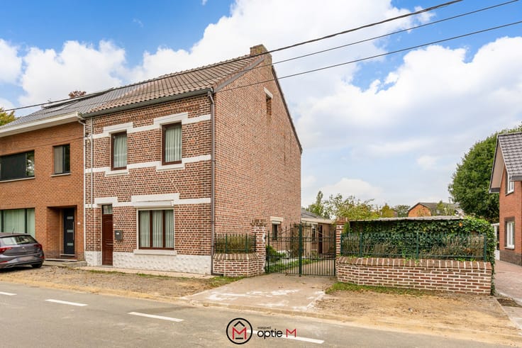 Maison à vendre à Genk - 247 000 € - 4 chambres - 170m² - Immoweb
