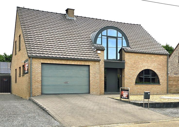 Gebouw voor gemengd gebruik te koop in Herk-de-Stad - € 450.000 - 3 ...