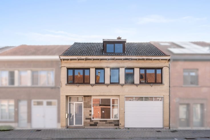 Huis te koop in Lokeren - € 319.000 - 3 slaapkamers - 238m² - Immoweb