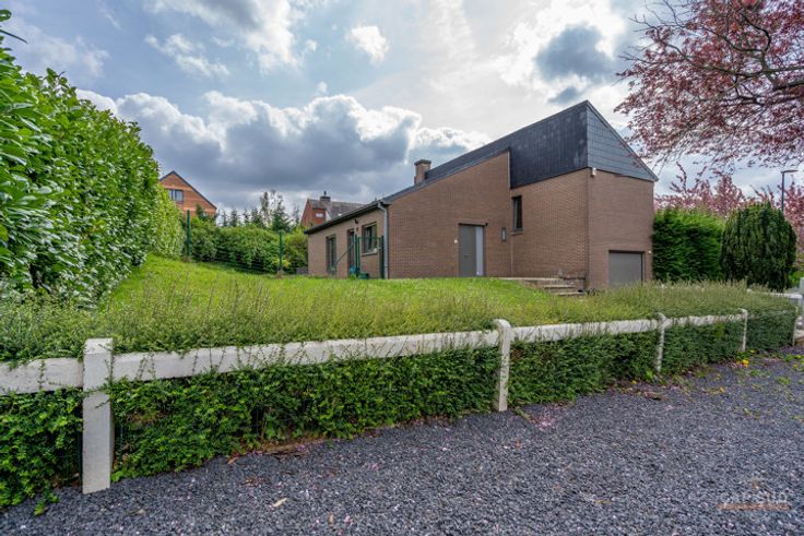 181 MAISONS à vendre Waterloo (1410)