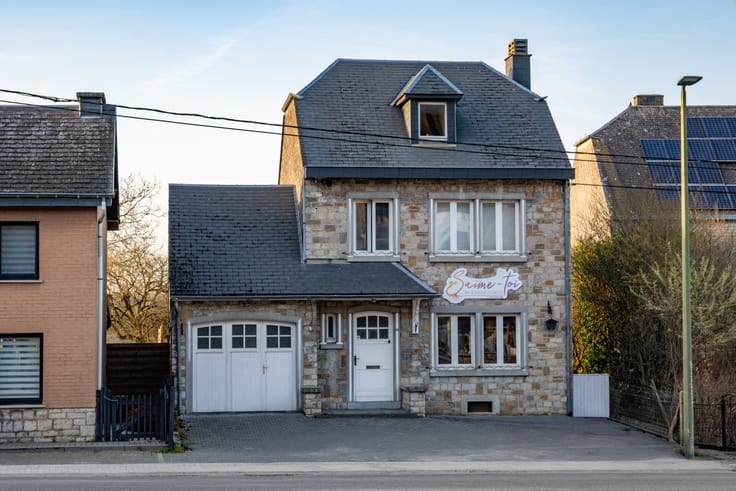 Huis te koop in Hotton - € 265.000 - 3 slaapkamers - 210m² - Immoweb