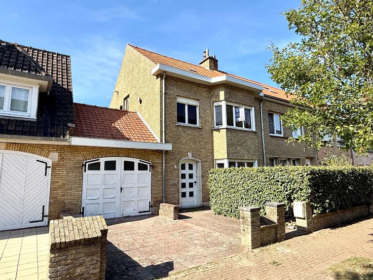 101 huizen te koop Adinkerke (8660)