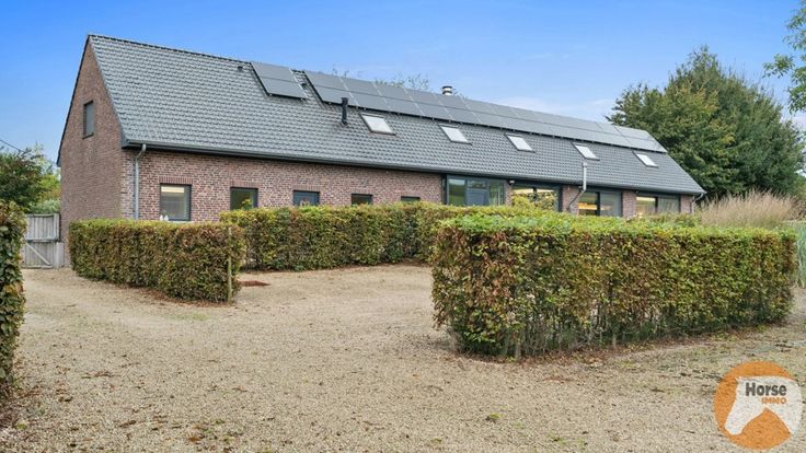 18 huizen te koop Bever (1547)