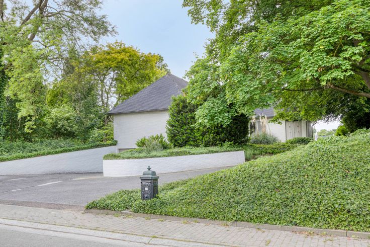 Villa te koop in Halle-Booienhoven - € 448.000 - 5 slaapkamers - 225m² ...