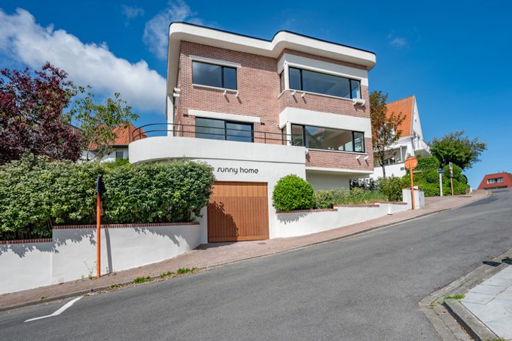 Huis te koop in Knokke-Heist - 4 slaapkamers - 240m² - Immoweb