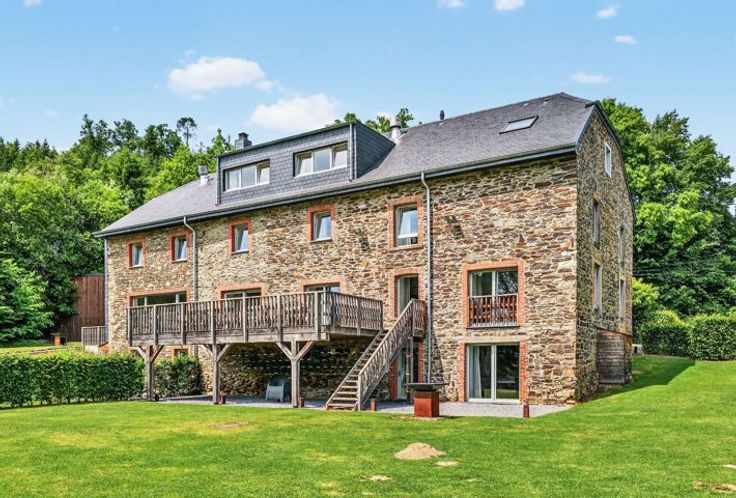 Uitzonderlijk vastgoed te koop in Libin - € 2.300.000 - 14 slaapkamers ...