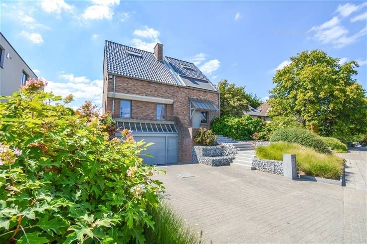 23 huizen te koop Hombeek (2811)