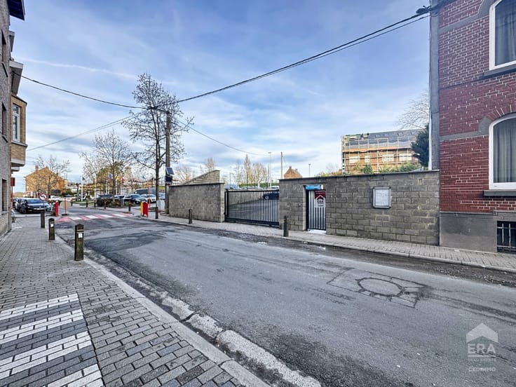 Openlucht parkeerplaats te koop in Braine-l'Alleud - € 16.500 - Immoweb